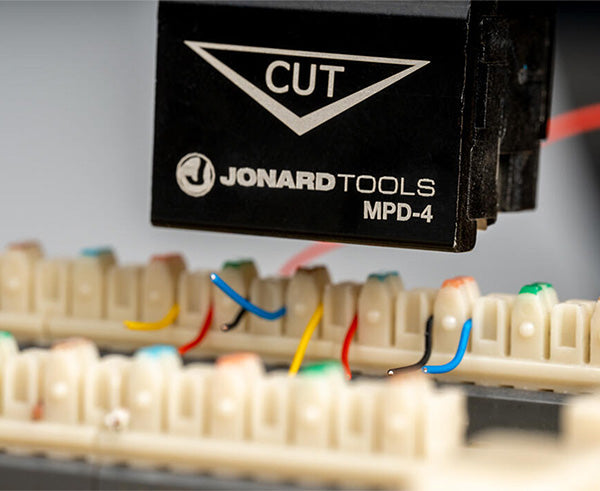 Multi-Pair Punch Down Tool for 4 Pair Wire Seating | Primus Cable | Tools